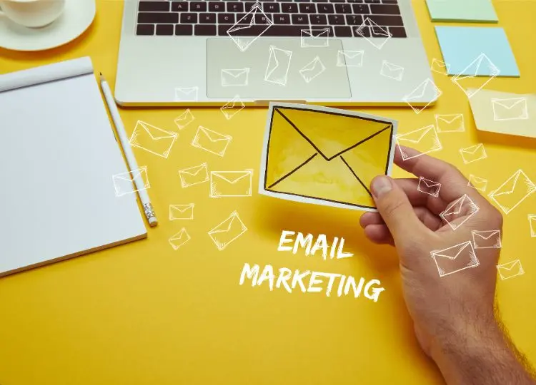 Mailrelay vs Mailchimp y Brevo: email marketing